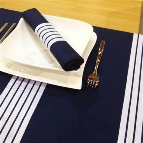 Nappe aux allures marines | Kadolog